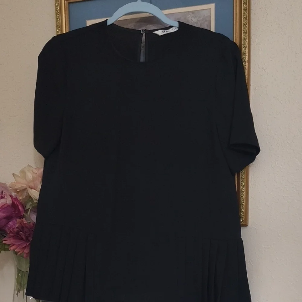 Zara | Tops | Zara Classic Black Top | Poshmark